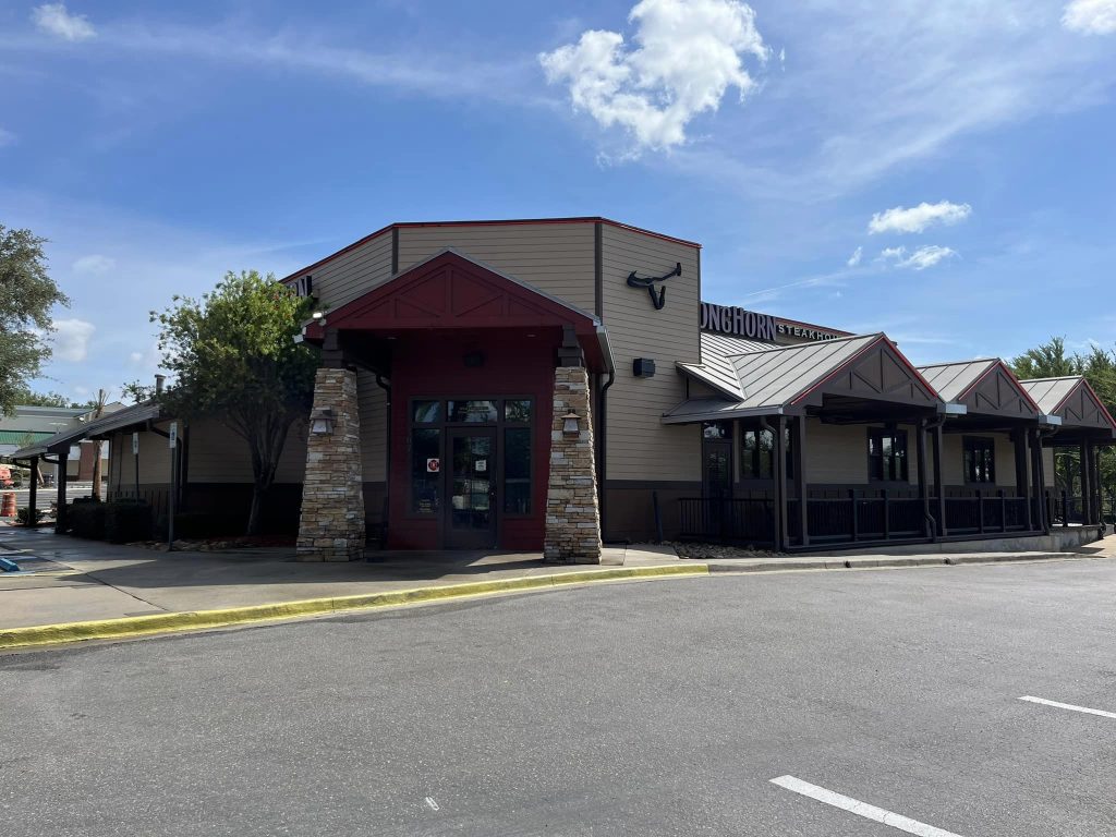 5 Tips for Commercial Pressure Washing Grease Covered Restaurants in ...